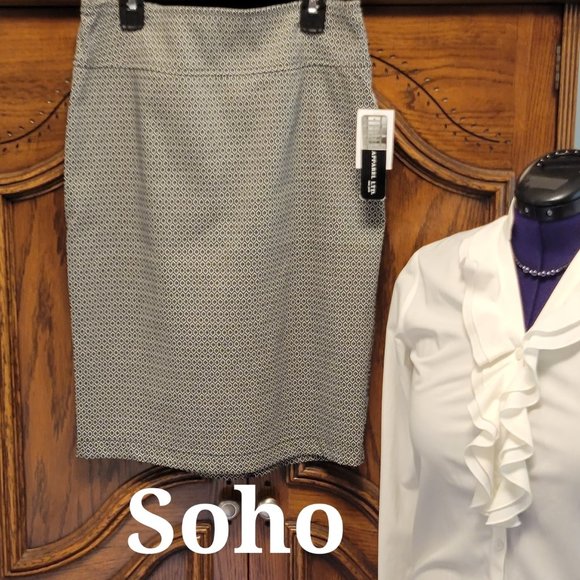 Soho Apparel | Skirts | Soho Apparel Classic Black White Geometric Knee ...